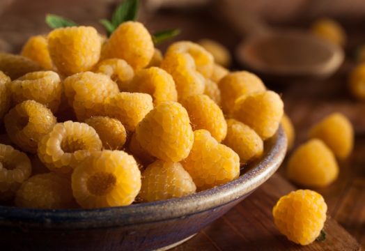 Best expert advice on growing raspberries - Suttons Gardening Grow How