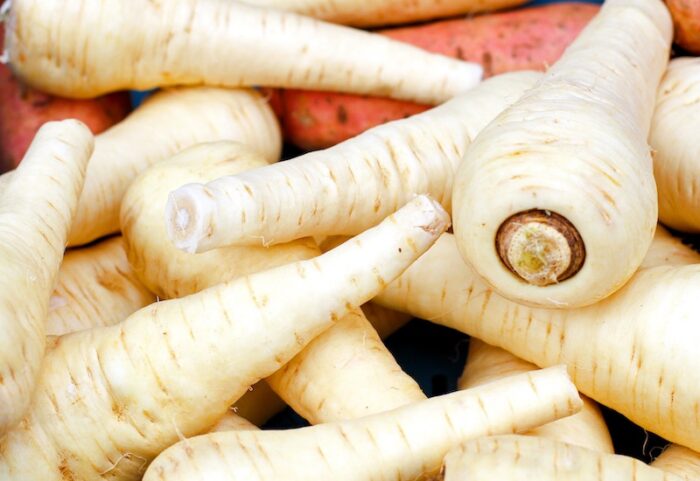 How to grow parsnips - Suttons Gardening Grow How